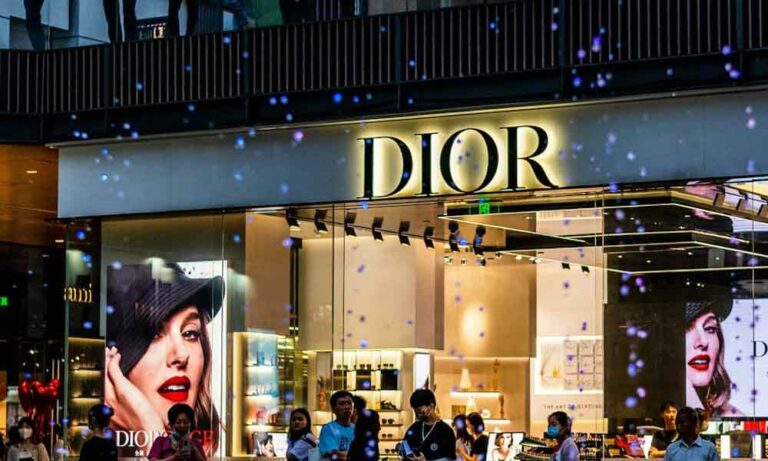 Dior Brand Color Codes » BrandColorCode.com